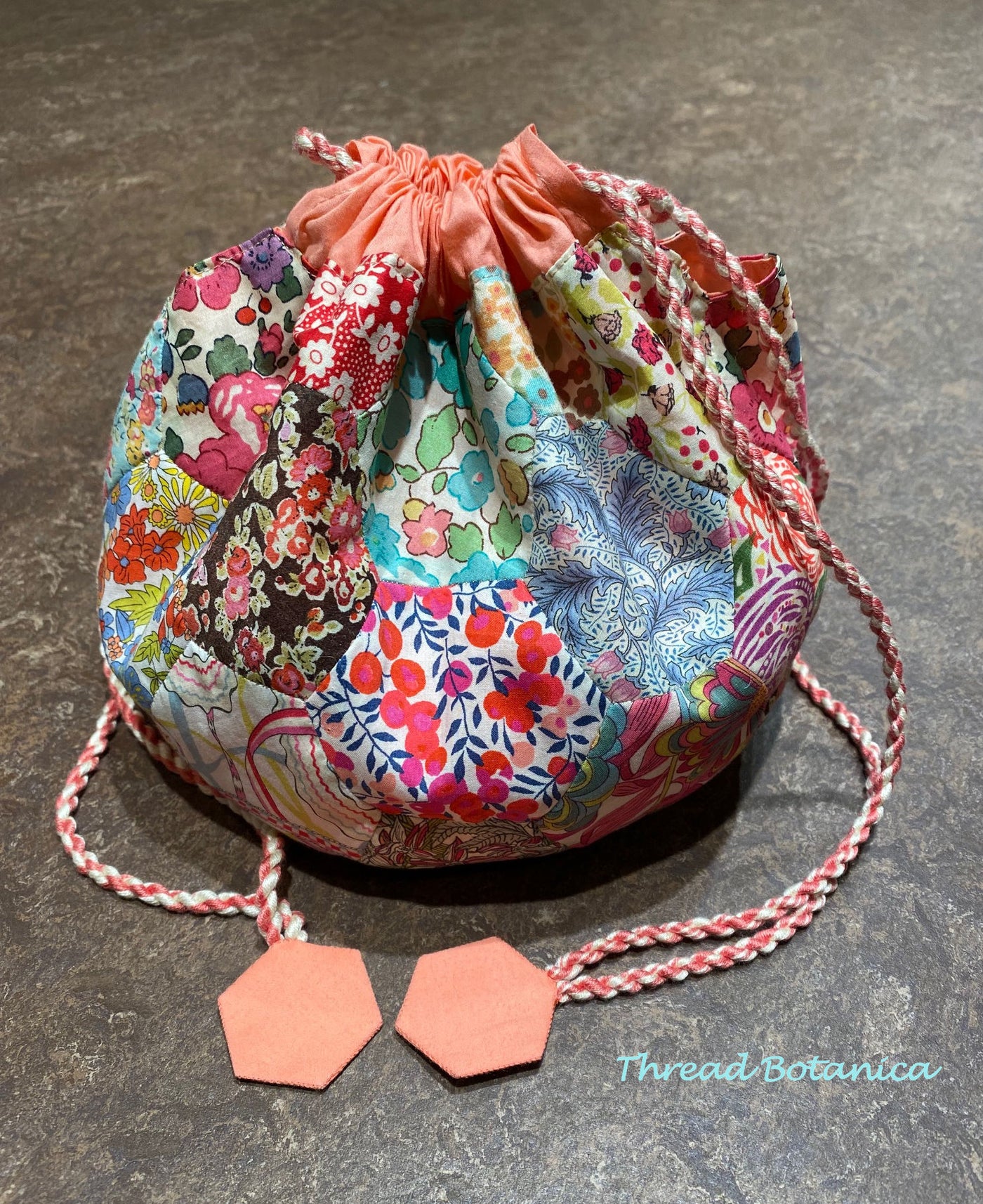 Classes - Thread Botanica